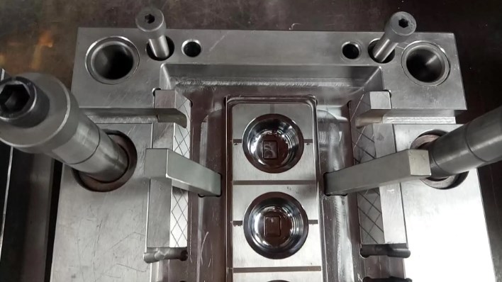 Step-by-Step Tutorial: Building Your Own DIY Plastic Injection Molding ...